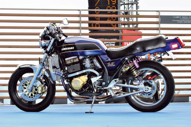 ZRX-Ⅱ by 一般オーナー | カスタムマシン | カスタムピープル