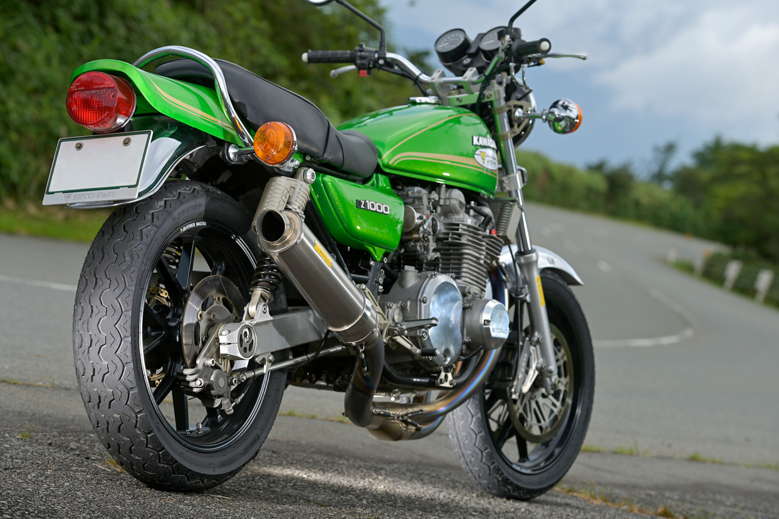 DUNLOP TT100GP RADIAL インプレッション。ビンテージラジアルの走り味は新鮮 | 製品情報 | カスタムピープル