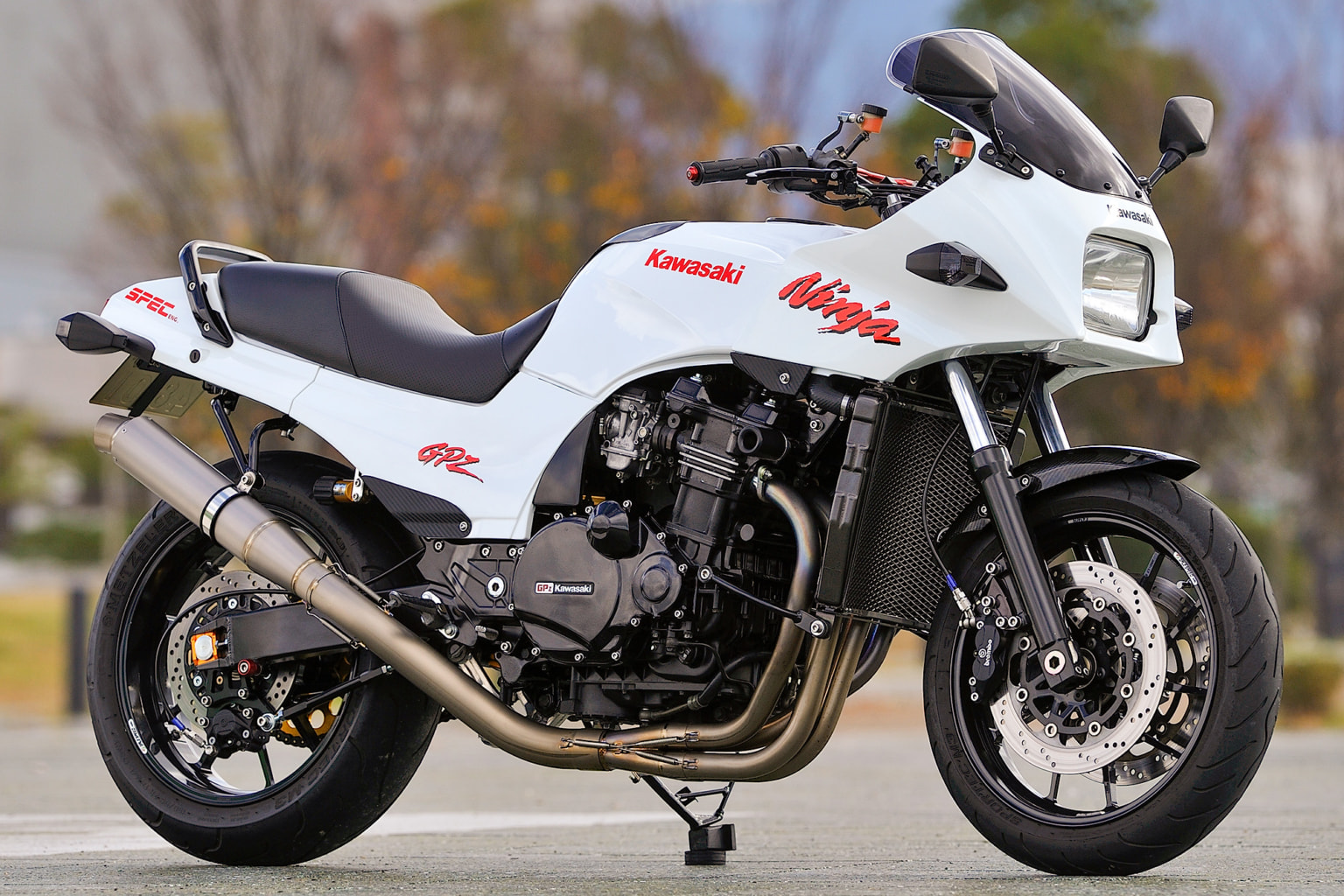 GPZ900R by スペックエンジニアリング | カスタムマシン | カスタムピープル