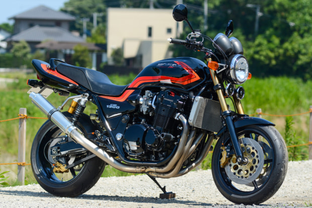 CB1300SF by パワードショップカスタマーズ | カスタムマシン | カスタムピープル