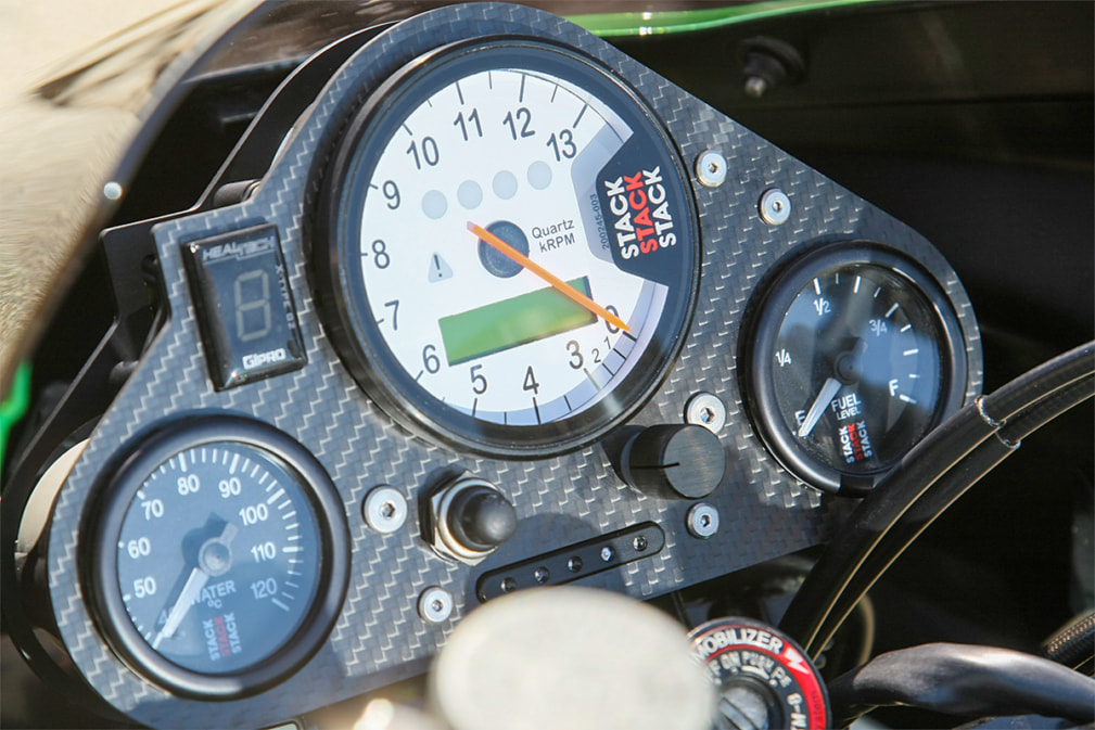 ZRX1200R by サンクチュアリー本店 | カスタムマシン | カスタムピープル