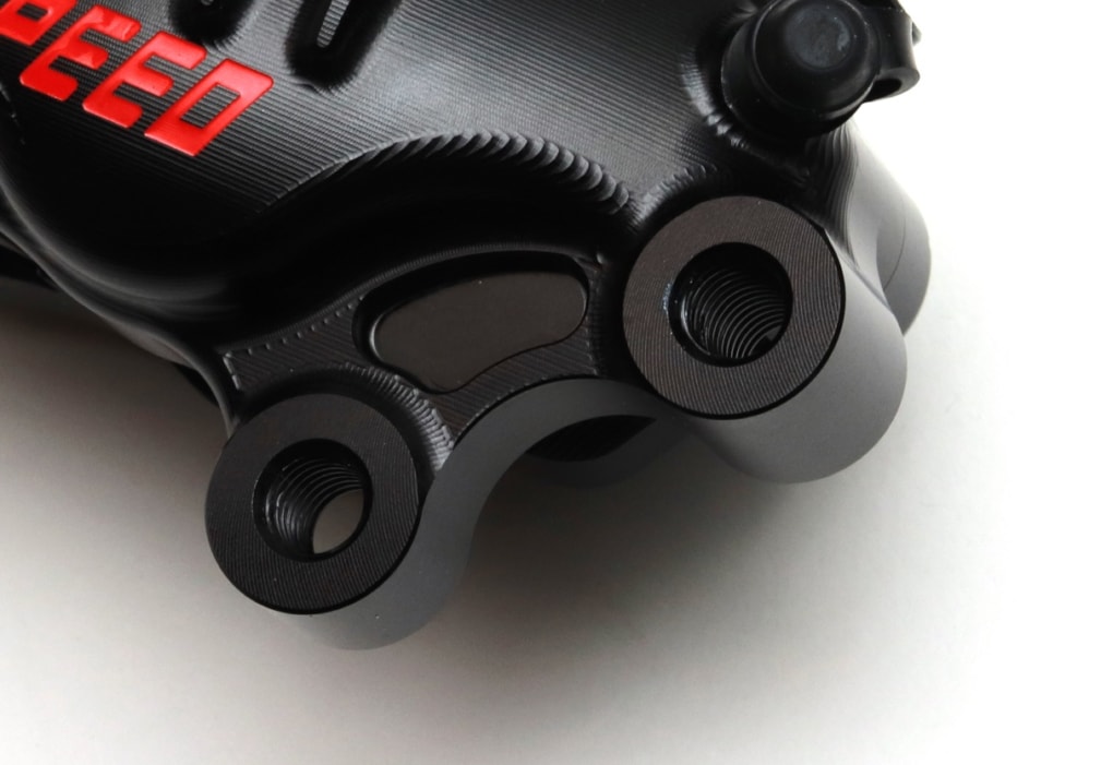 ゲイルスピードからアキシャル(横置き)タイプのブレーキキャリパーが登場 | カスタムパーツ | カスタムピープル