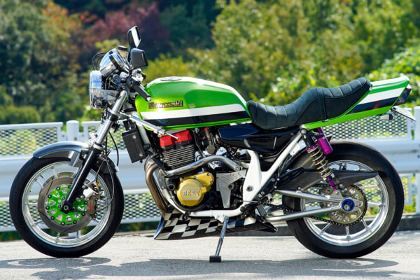 ZRX by サイクルワールド神戸本店 | カスタムマシン | カスタムピープル