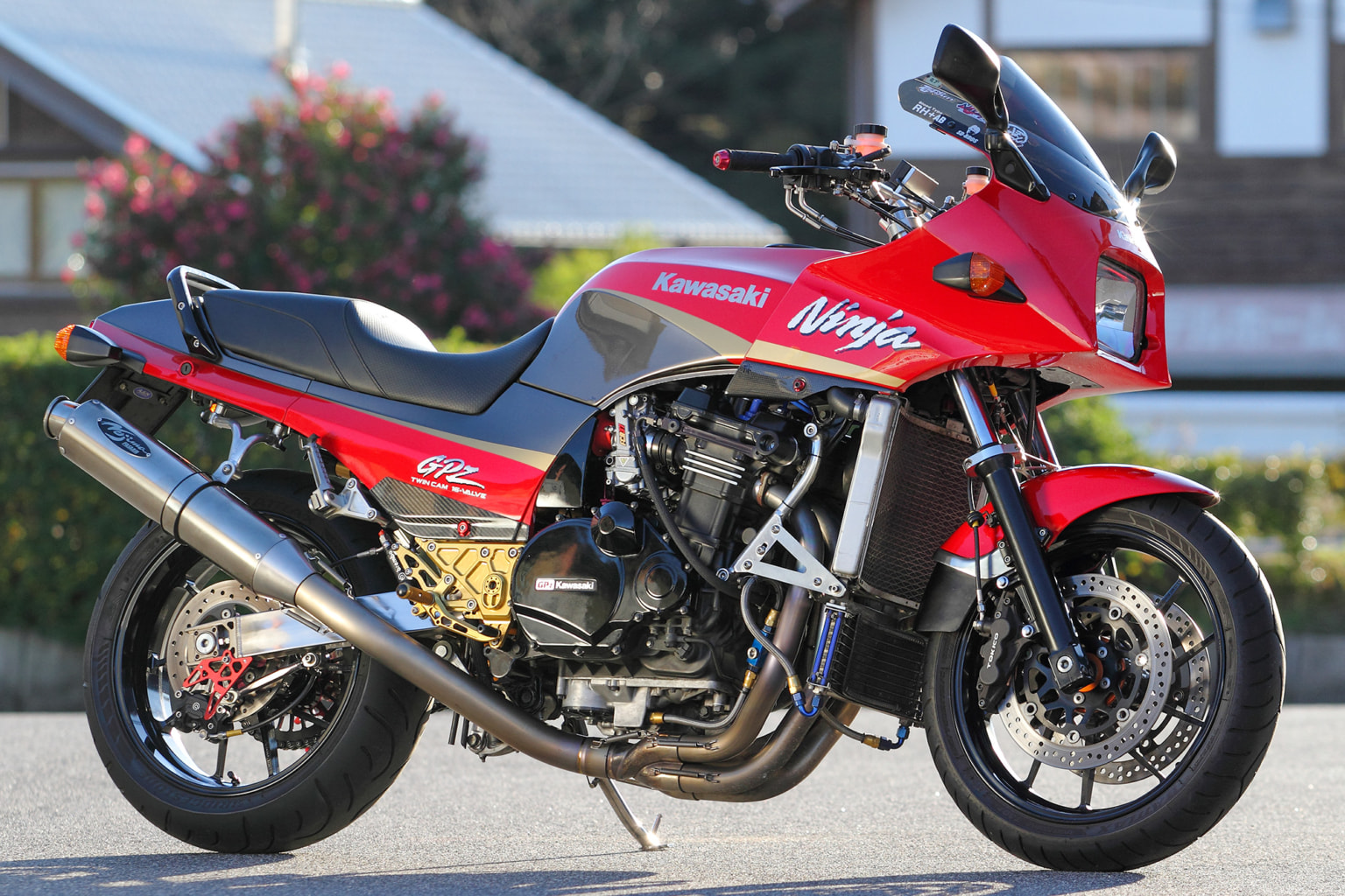 GPZ900R by しゃぼん玉本店 | カスタムマシン | カスタムピープル