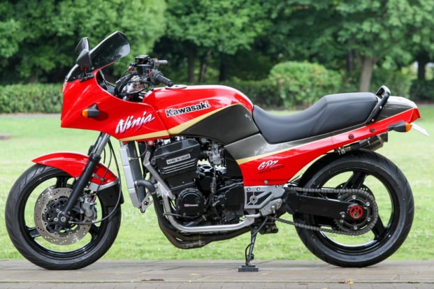 GPZ900R by バグース! モーターサイクル | カスタムマシン | カスタムピープル