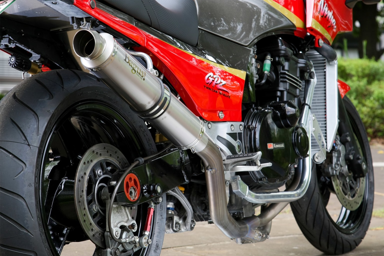 GPZ900R by バグース! モーターサイクル | カスタムマシン | カスタムピープル