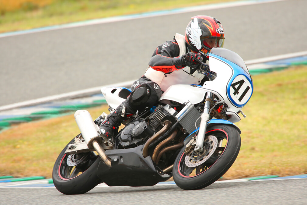 鉄馬リポート01【アイアンNK4】 | レポート | カスタムピープル